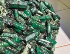 List of Common and Rare Green Rocks, Minerals, and Crystals