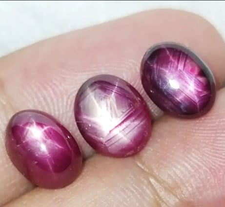 How To Identify a Star Ruby Like a Graduate Gemologist