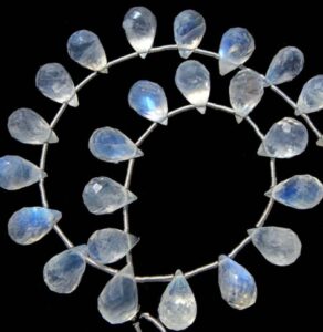 How To Identify Rainbow Moonstone Like a Graduate Gemologist