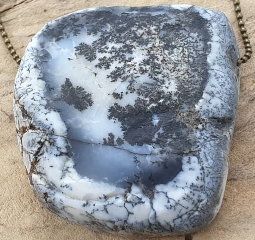 Dendritic Opal: Homer Simpson Guide on Dendrites and Agate