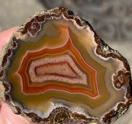 Types of Agate With Pics (Homer Simpson's Buyers Guide)