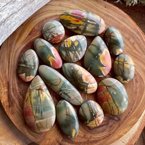 Popular Types of Jasper (Pics) and Why You Need to Collect